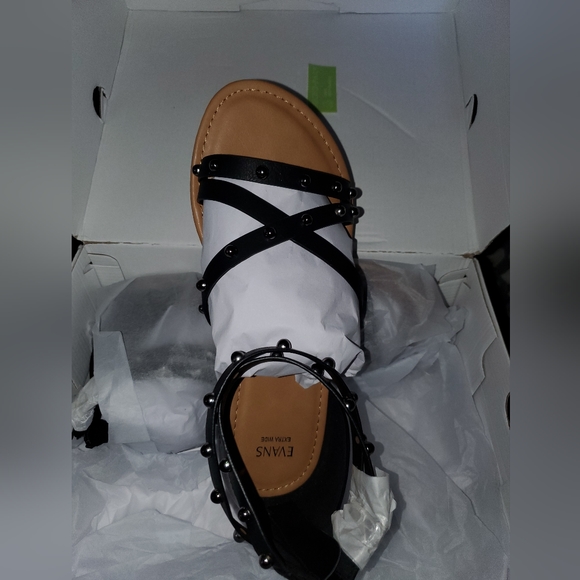 Evans | Shoes | Sandals | Poshmark